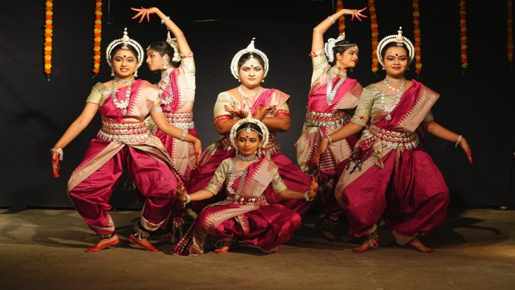 Timeless Rhythms: Exploring the 8 Indian Classical Dances | Bharti ...