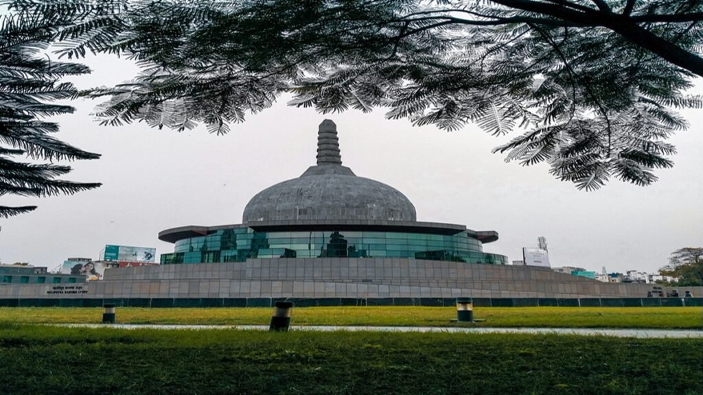 Top 10 Tourist Places in Patna: Location, Timing & Entry Fee